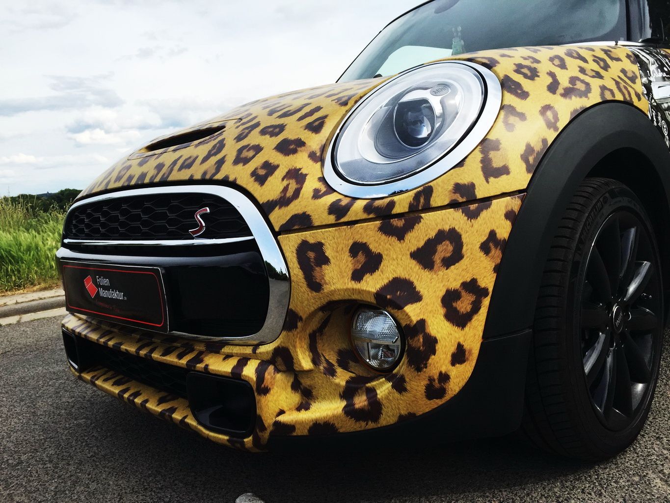 Folien Manufaktur - Teilfolierung | Designfolierung